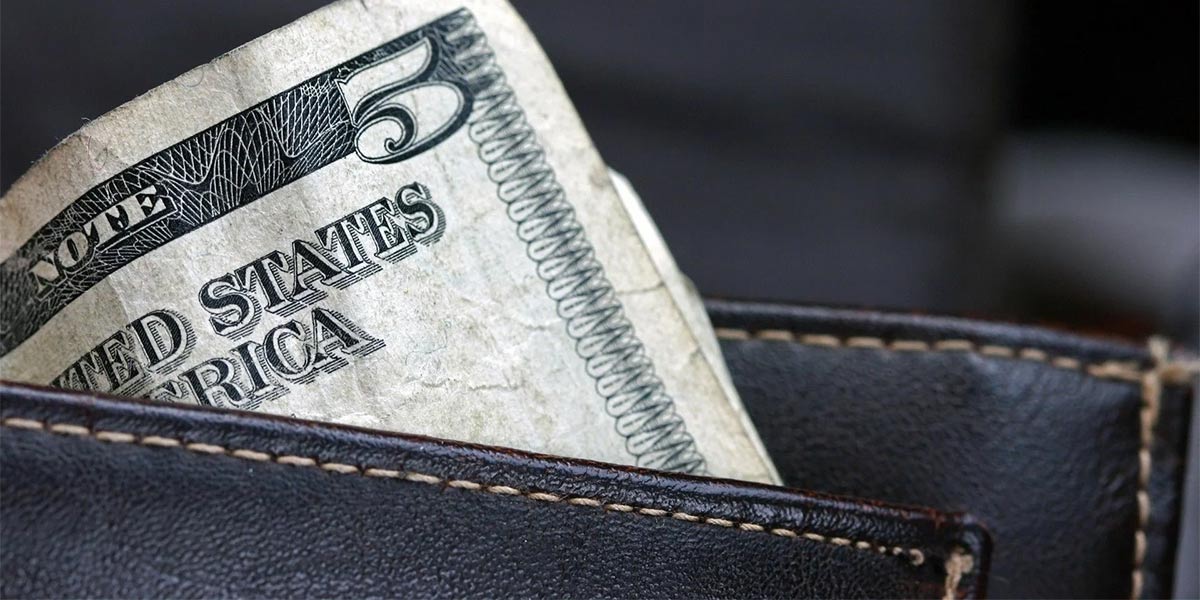 New Wallet Trends: Slim and Stylish ~ West-Wallets.com